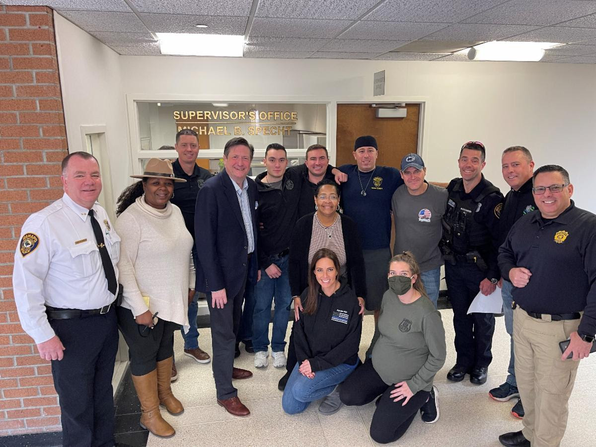 Ramapo provides turkeys to seniors - Rockland News - No paywall. No ...